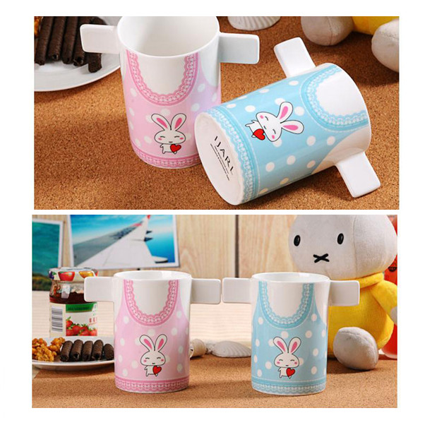 Couple Cups Set With T-shirt Print on Luulla