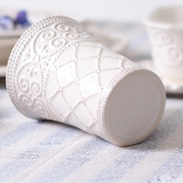 Classic Embossment Coffee Cup on Luulla