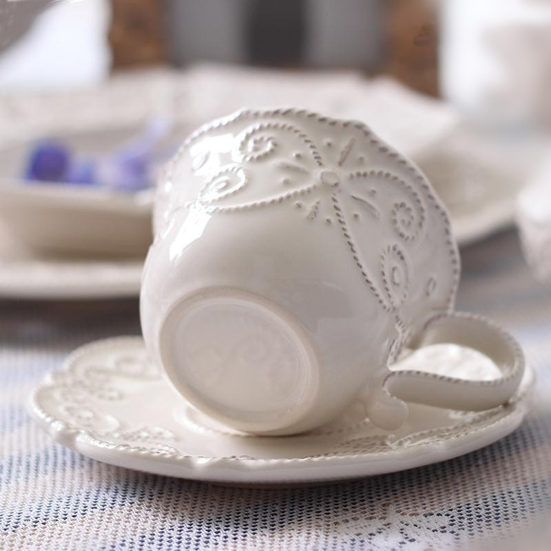 Classic Embossment Tea Cup on Luulla